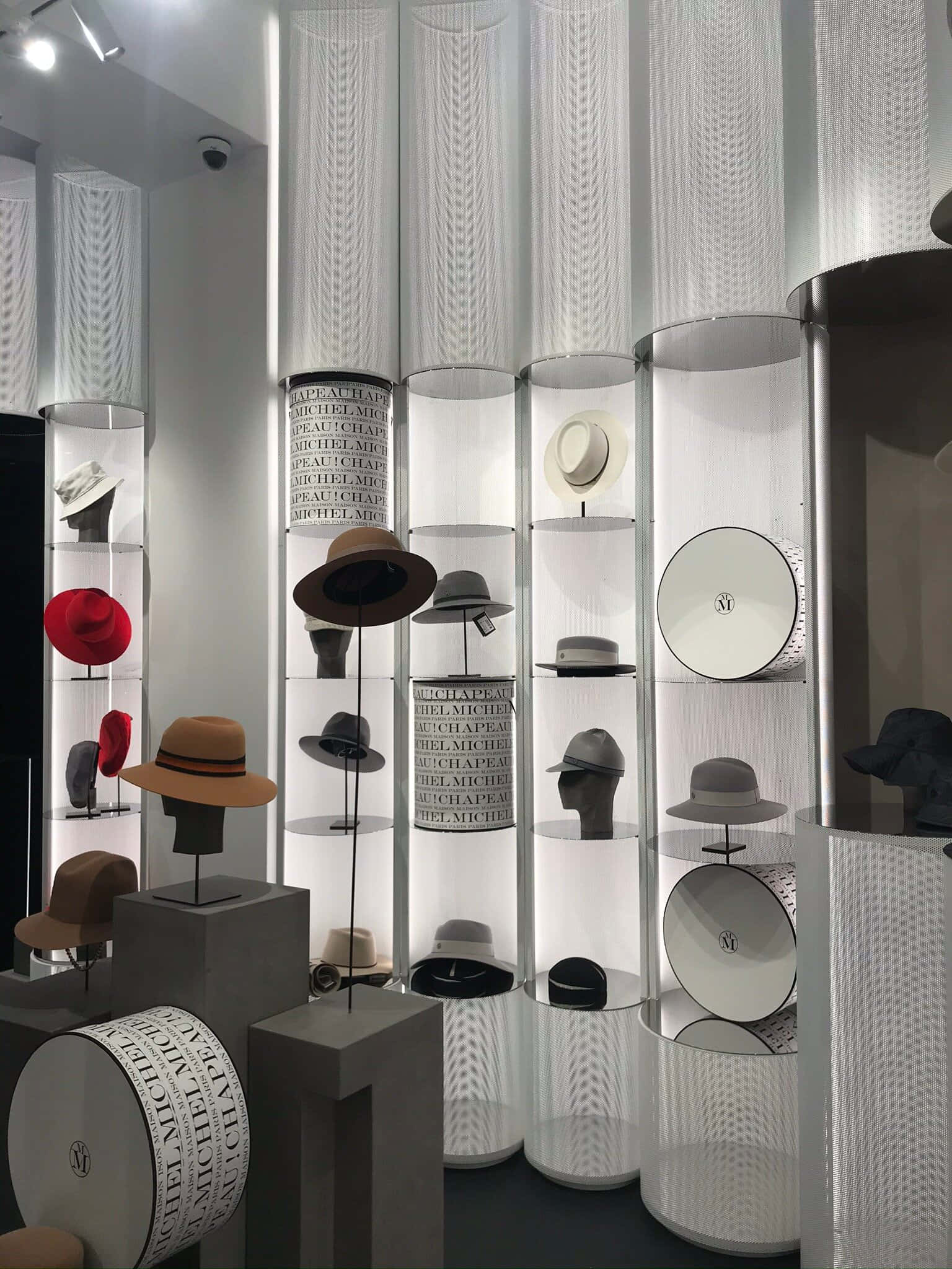 Maison Michel Boutique Design Wallpaper | WallpapersOK