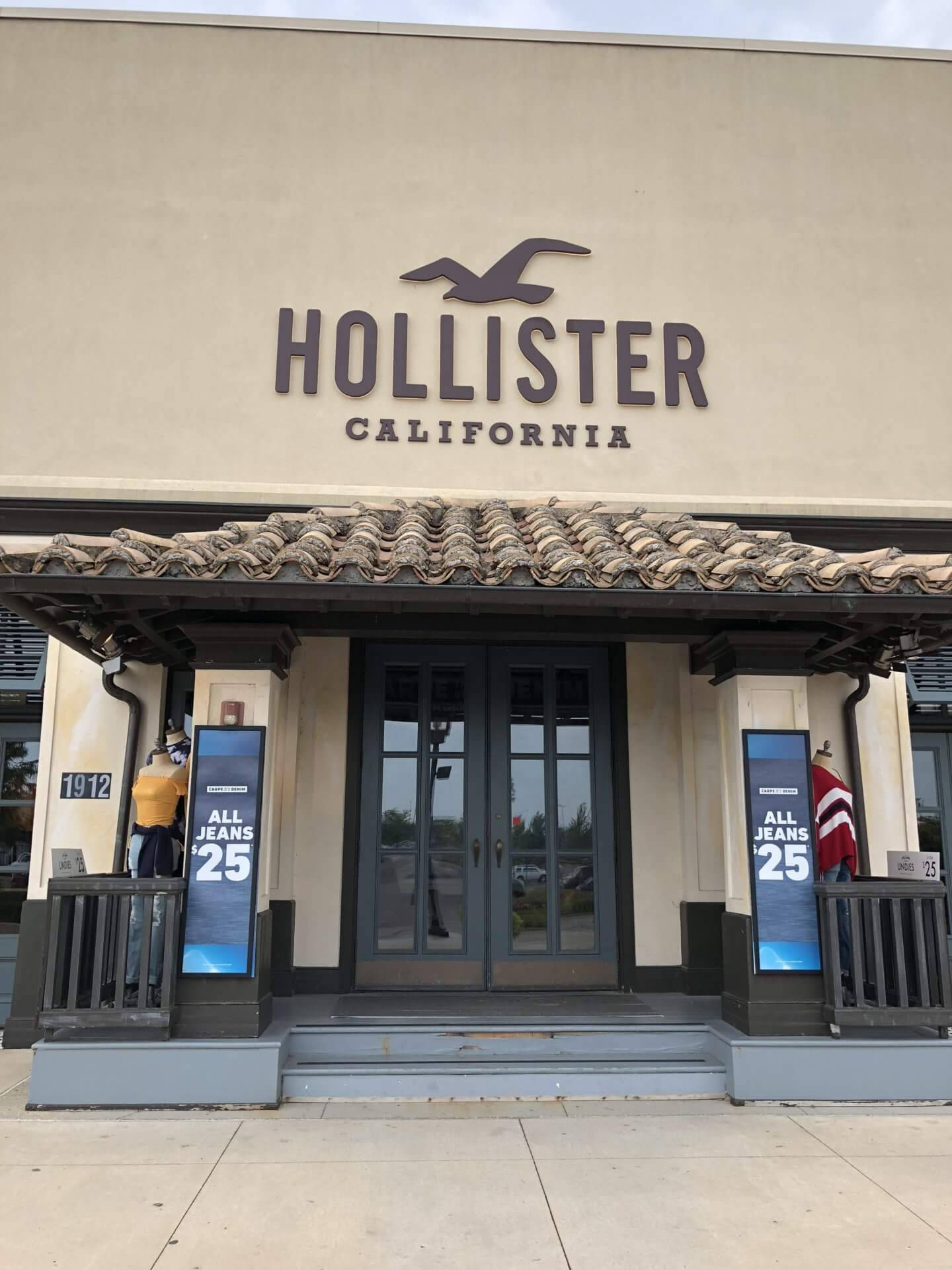 Fachada De Loja Hollister